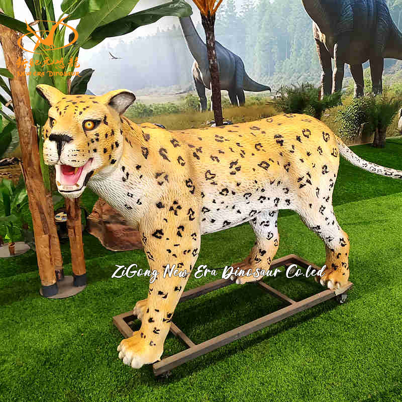 Realistic Animated Animal Models for Amusement Parks & Decor